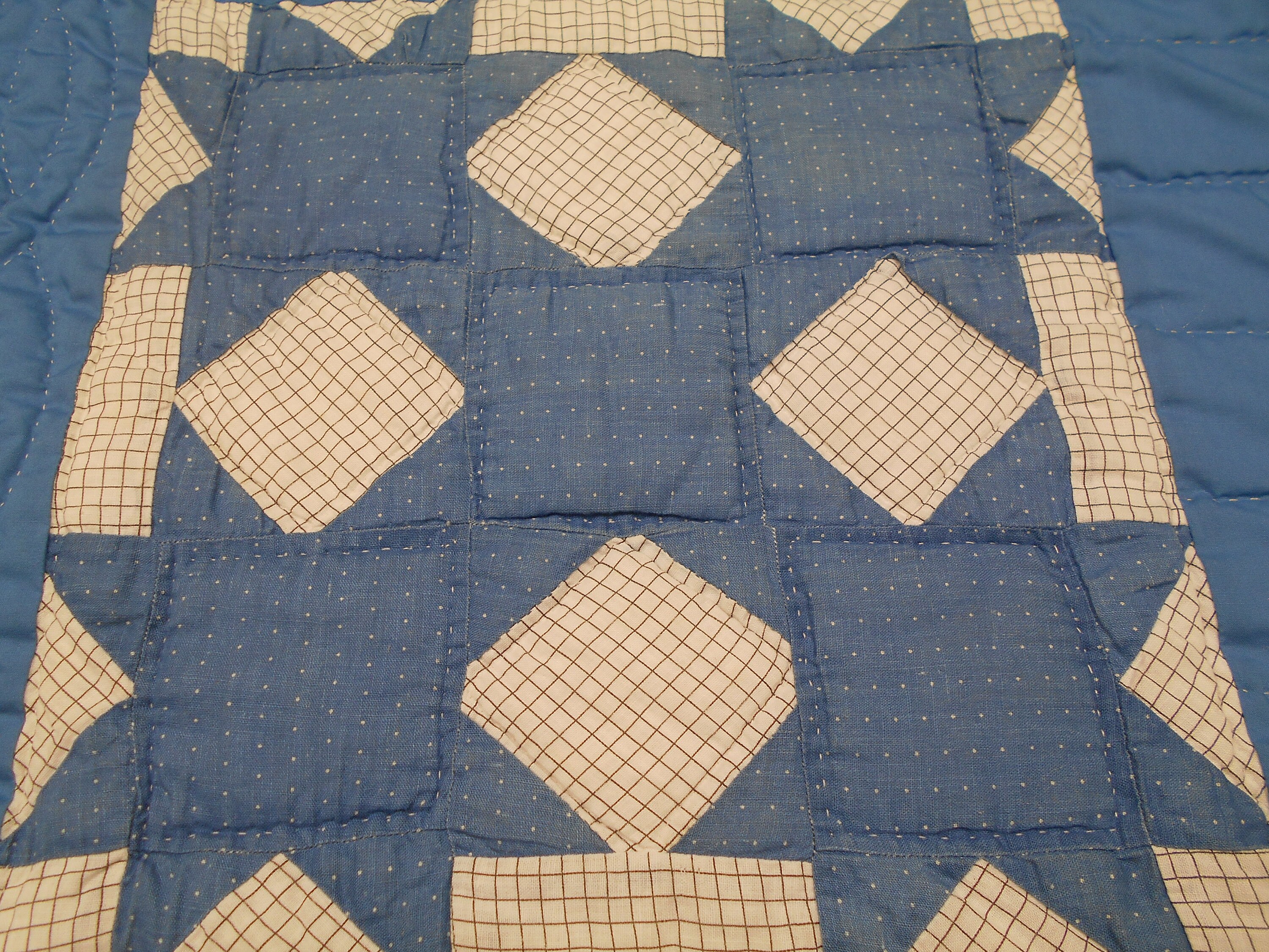 Blue and White Snowflake Quilt. From Missouri. 84 X 70. - Etsy