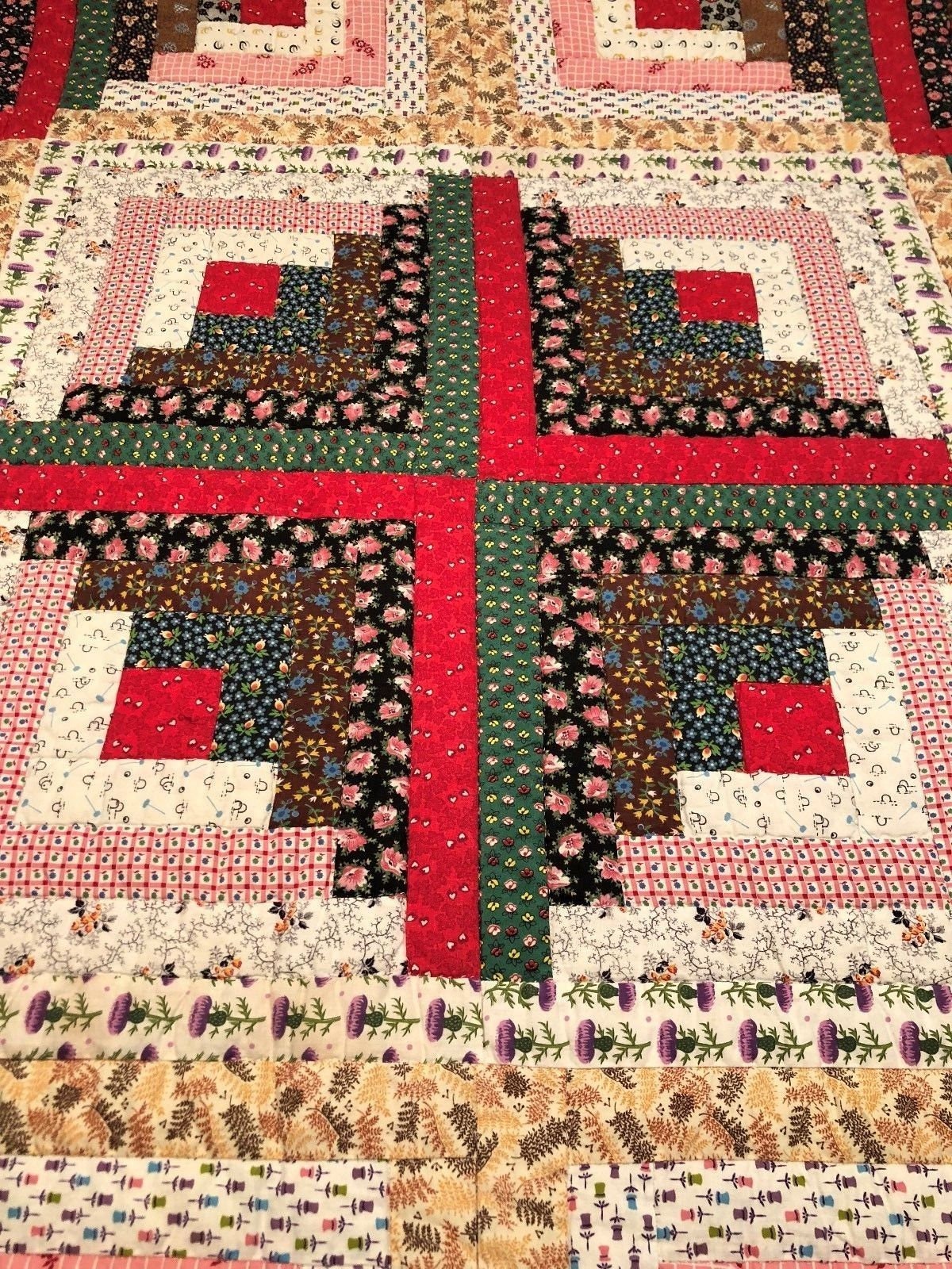 Perfect Quilt for the Country Farmhouse Look. Log Cabin / | Etsy