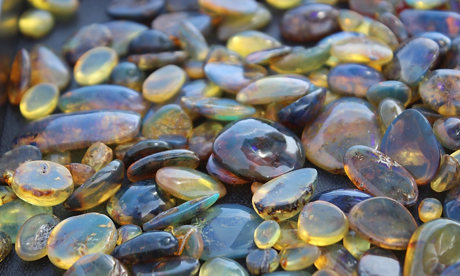 Blue Amber Natural Genuine Dominican Cabs by the Grams - Etsy