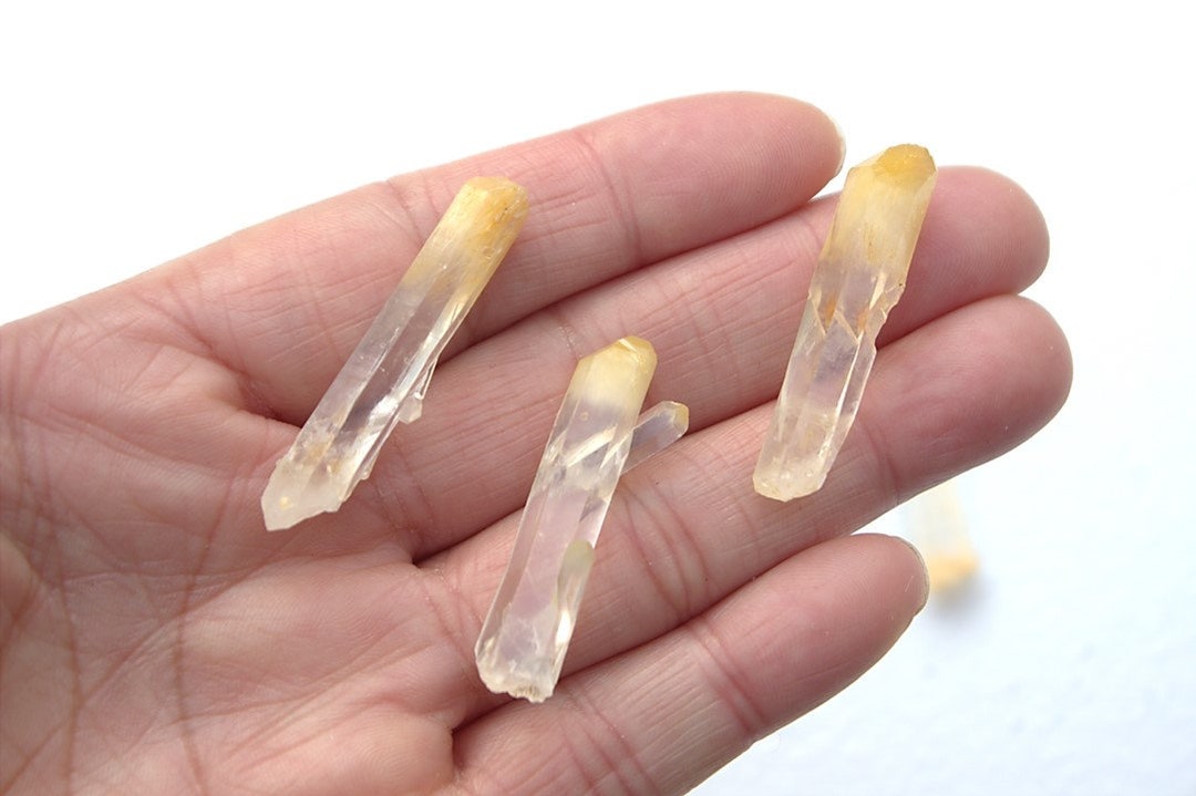 Colombian Mango Quartz Crystal / Santander Wand / Mango Quartz Point - Etsy