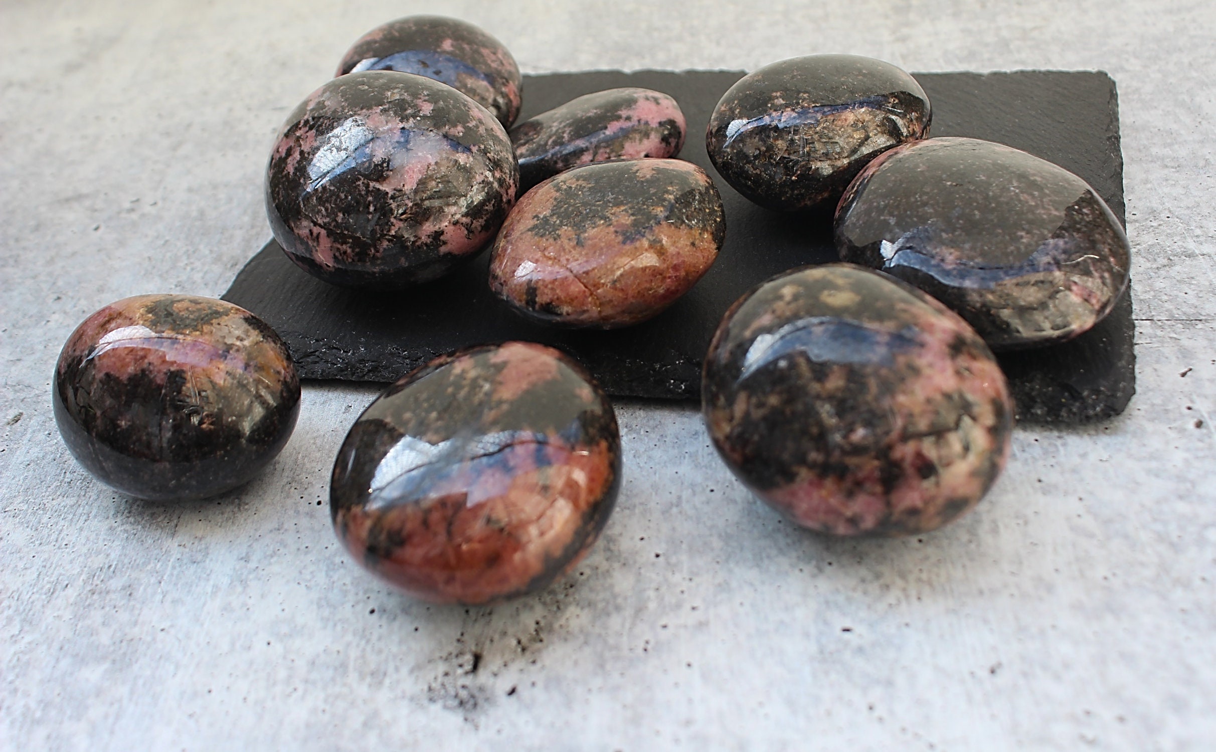 Rhodonite Palm Tumbled Stone - Etsy