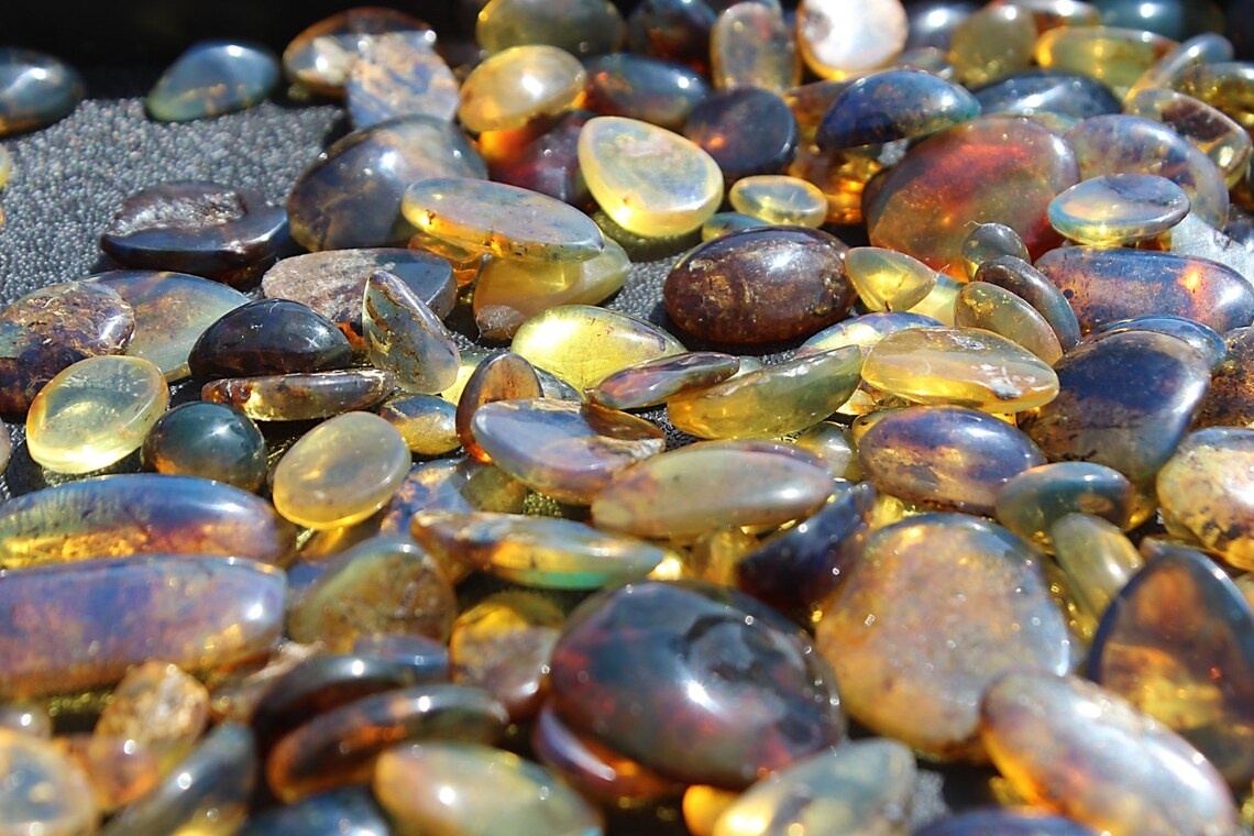 Blue Amber Natural Genuine Dominican Cabs by the Grams - Etsy