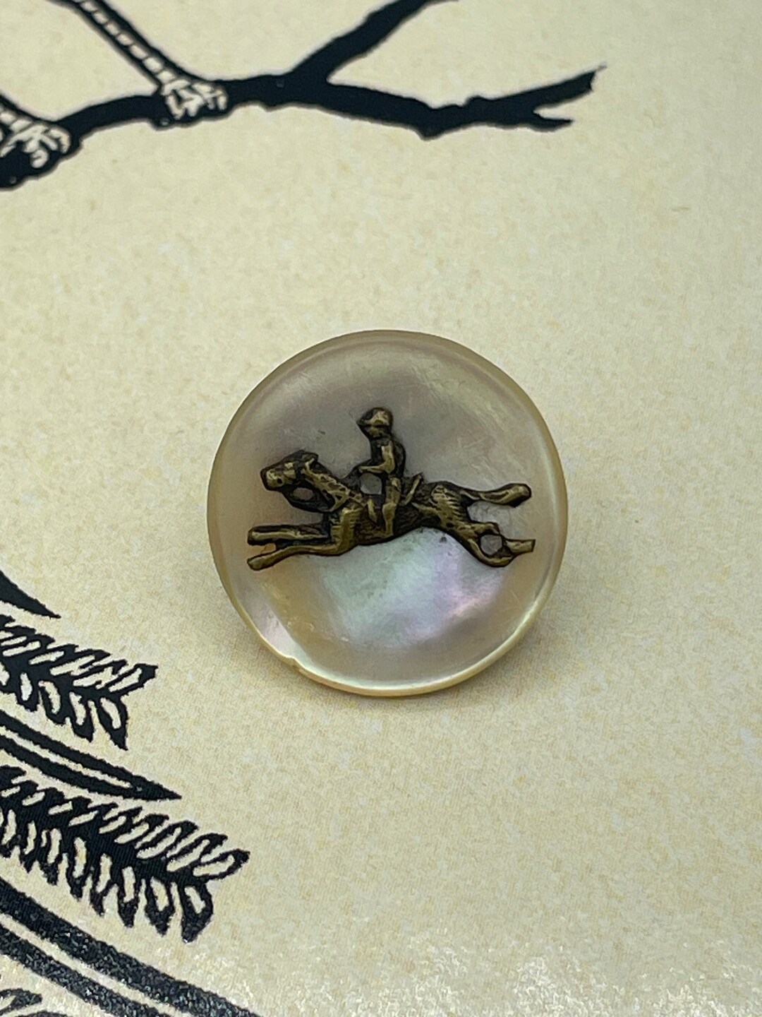Antique Vintage Escutcheon Horse Racing Equestrian Shell Pictorial ...