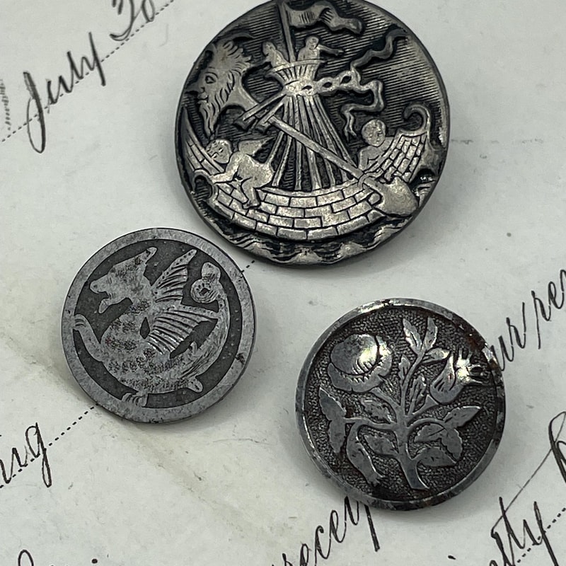 Antique Dragon Button - Etsy