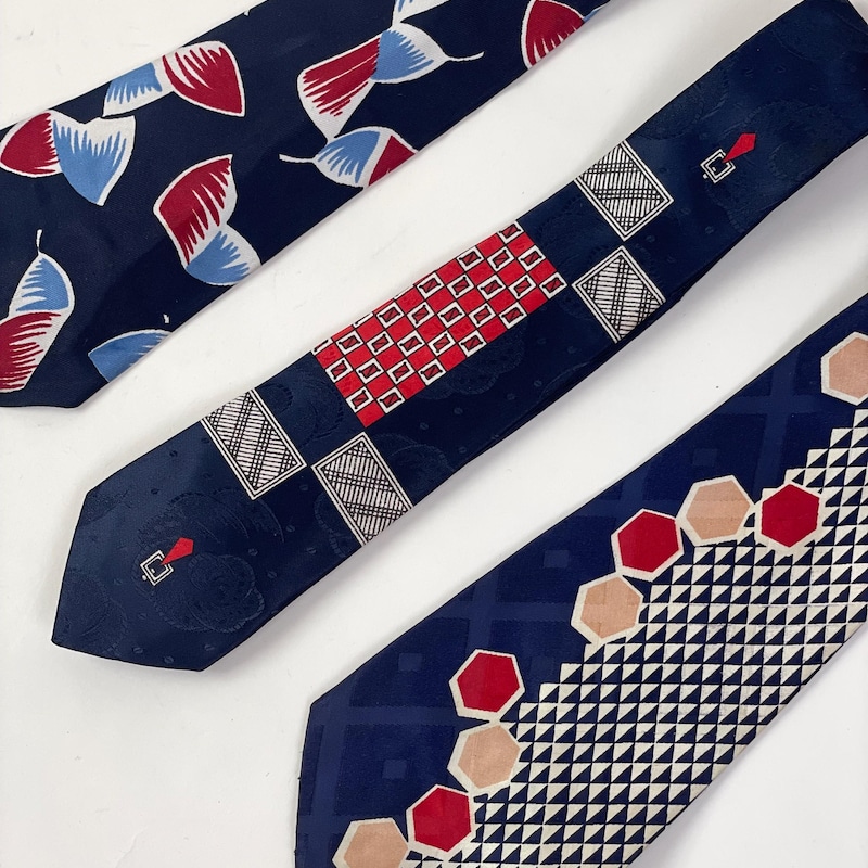 1950s Leaves Tie - Etsy