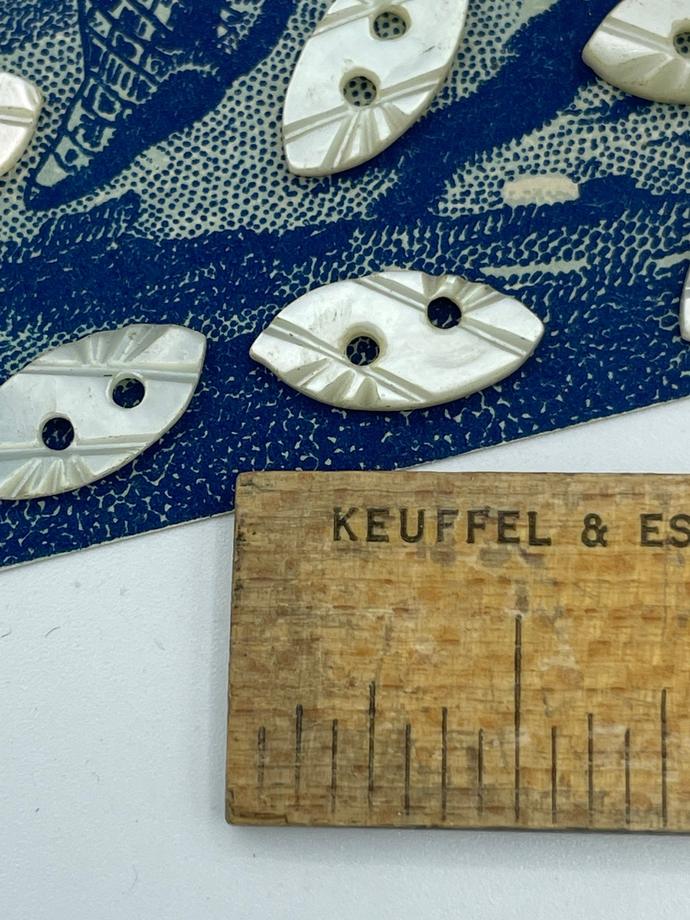 Set 12 Antique Victorian 1800s Shell Pearl Diminutive Buttons / 19th C ...