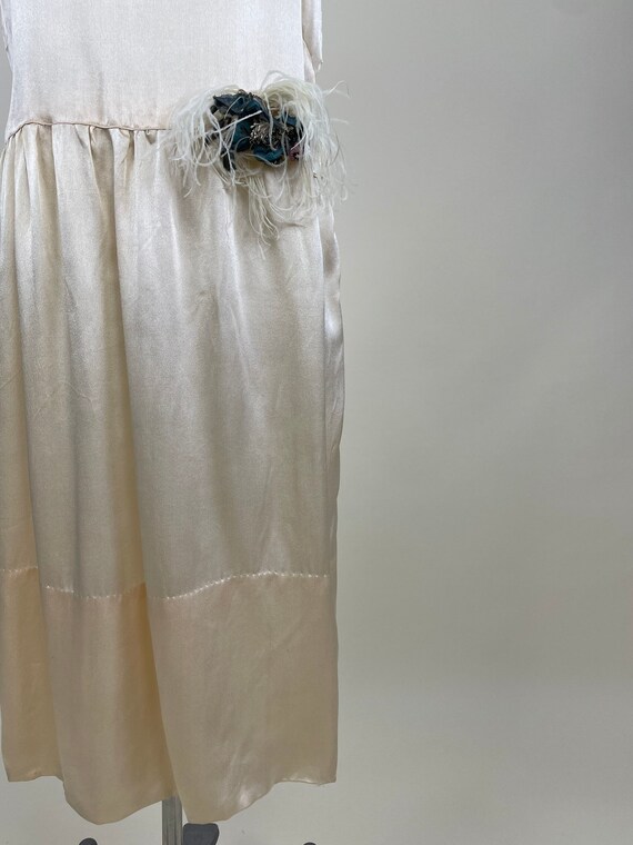 Vintage 1920s Ivory Cream White Silk Satin Flapper Dr… - Gem