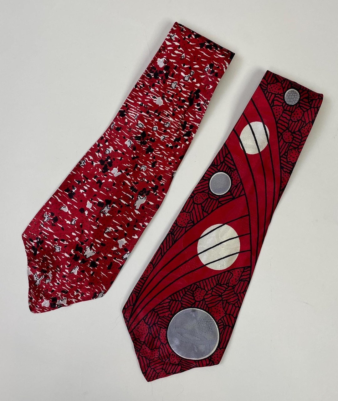 Vintage 1930s 1940s Red Black Silver Gray Ivory Wide Rayon Brocade Tie ...