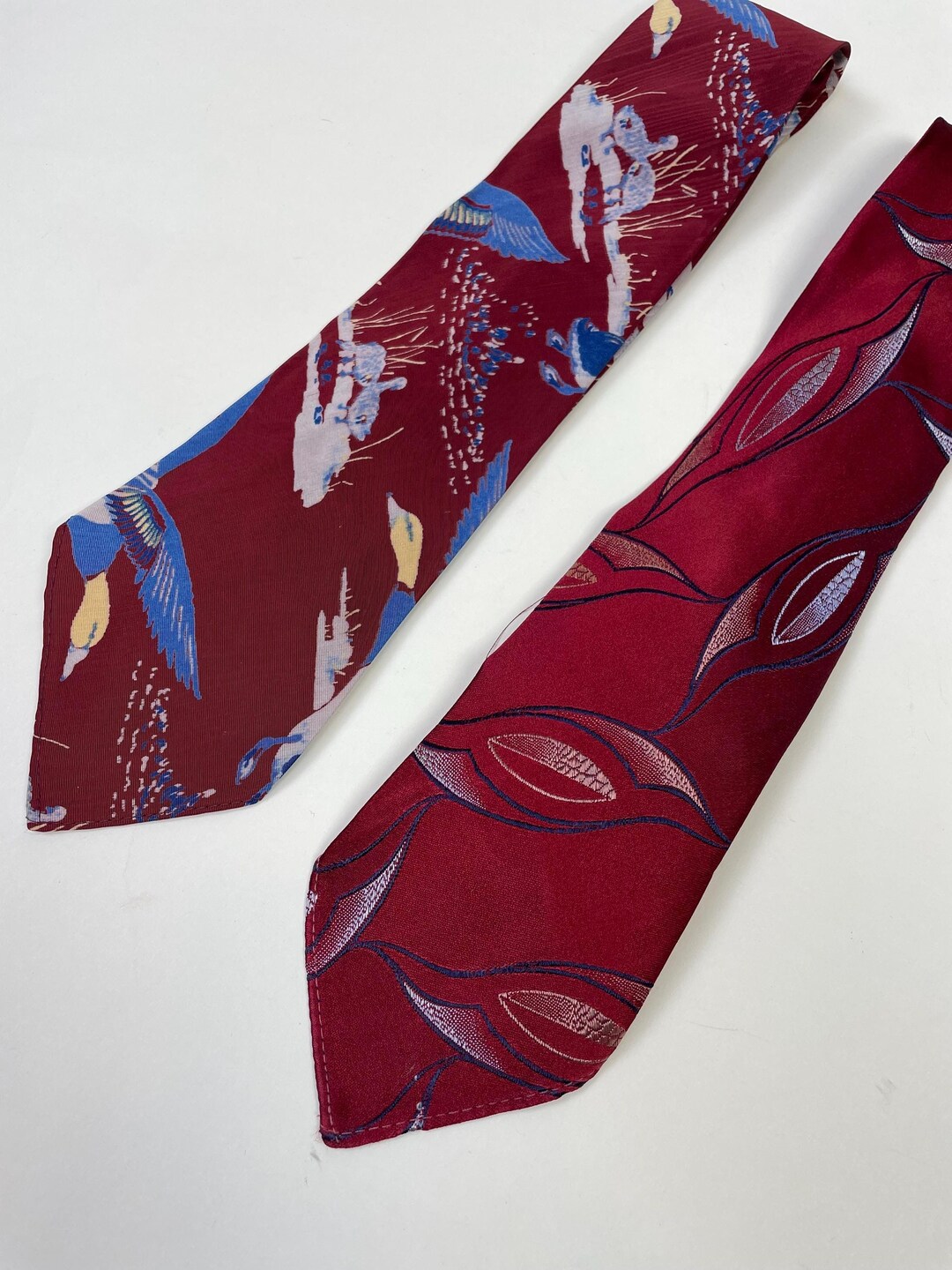 Vintage 1940s Rayon Novelty Tie: Game Birds or Abstract Leaves - Etsy