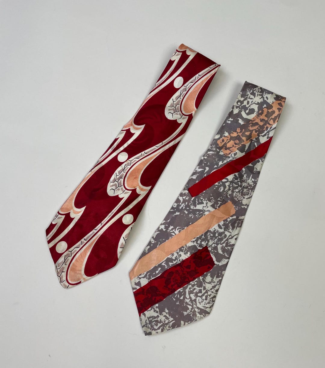 Vintage 1930s Rayon Necktie: Red Swirls or Diagonal Stripes - Etsy
