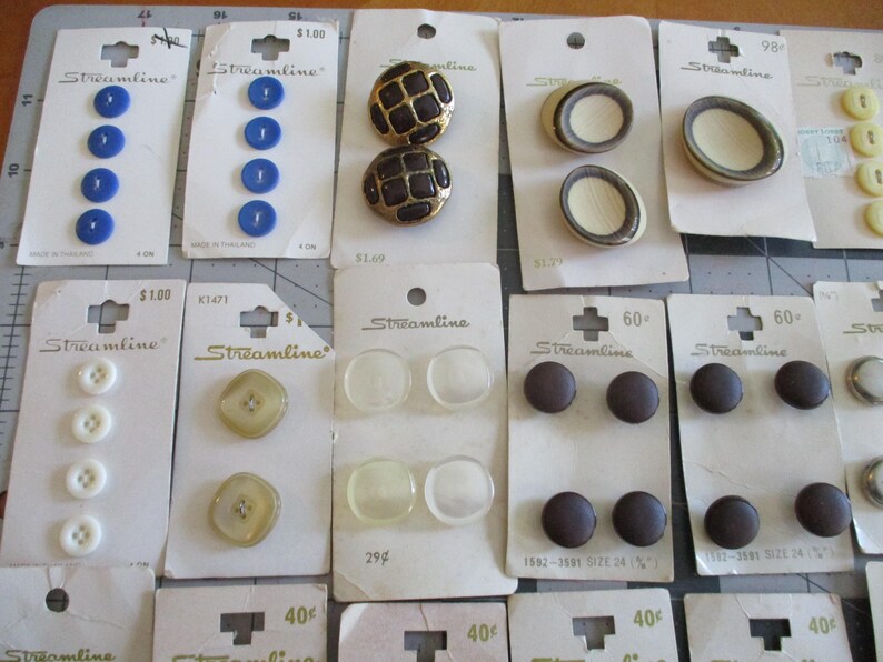 Vintage Sewing Buttons on Cards Lot A - Etsy