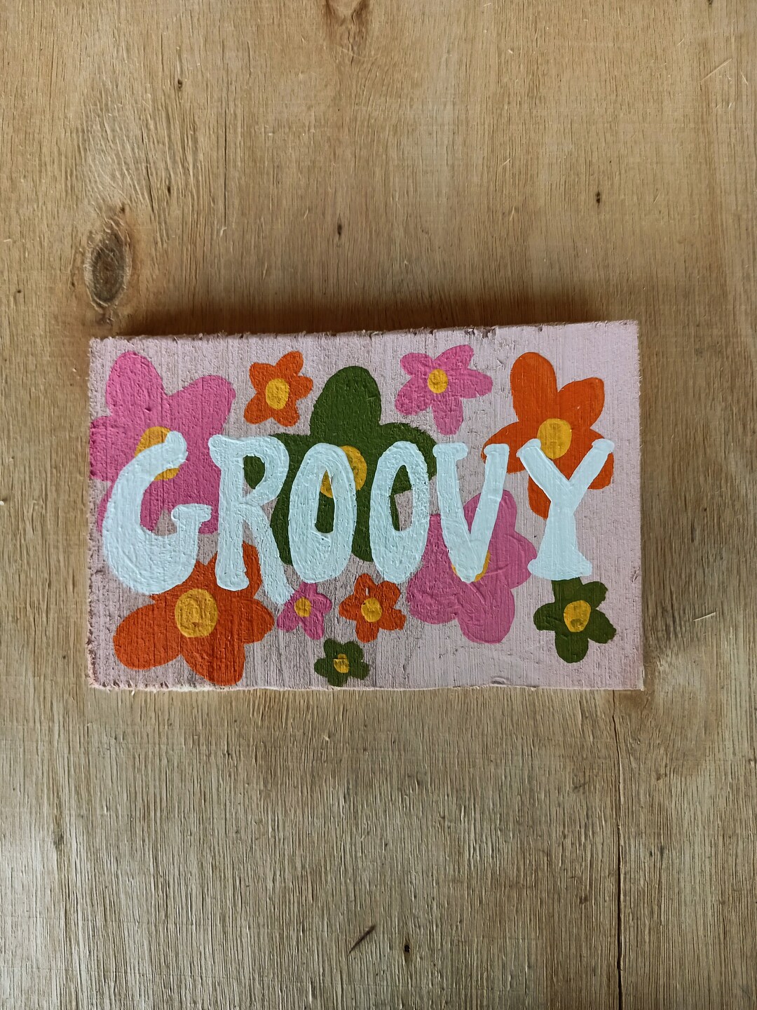 Groovy Wood Sign, Retro Daisy Decorative Wooden Sign, Vintage Inspired ...
