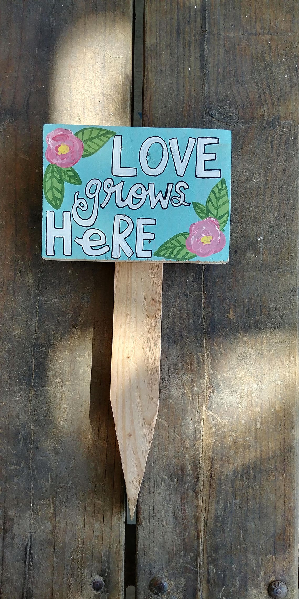 Flower Garden Sign Love Grows Here Wood Sign Gardener - Etsy