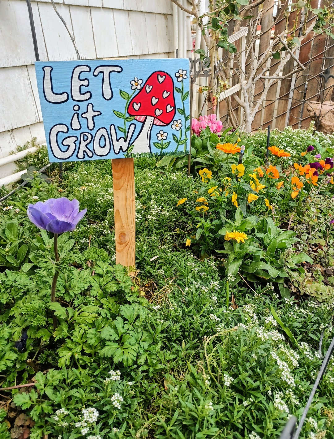 Let It Grow Mushroom Garden Sign, Gardening Decor, Mushroom Heart Wood ...