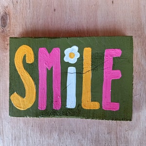 Smile Wood Sign, Be Happy Decorative Wooden Sign, Vintage Inspired ...