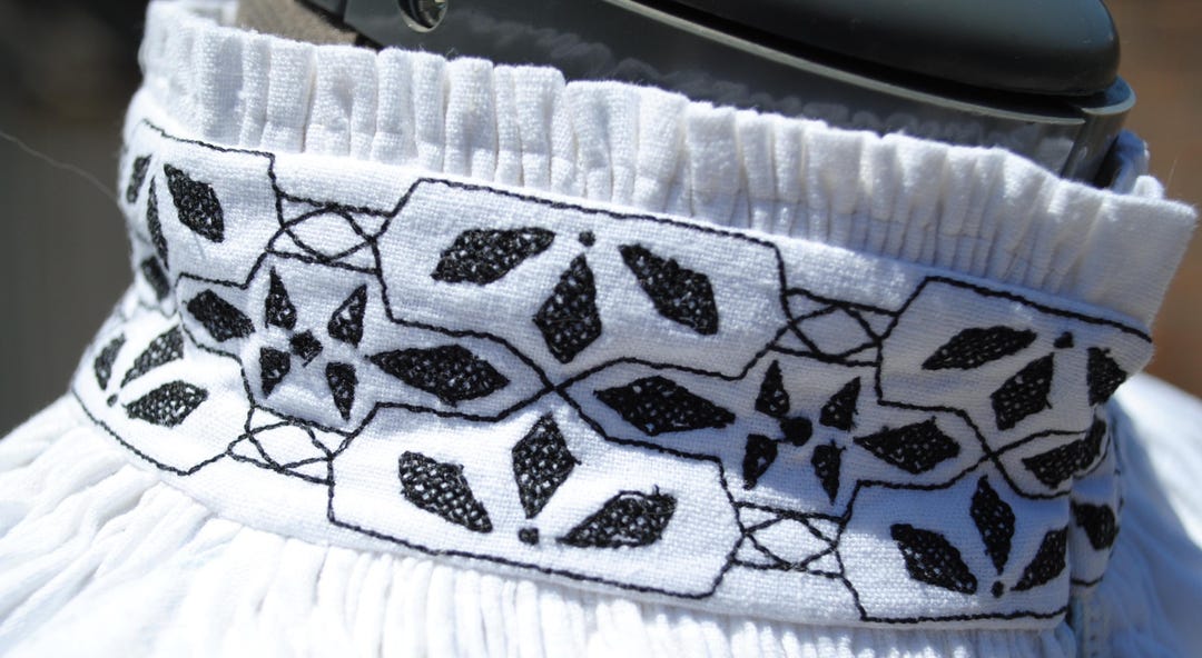 Blackwork Design Chart for Renaissance Collar & Cuffs - 1517 Romanino's ...