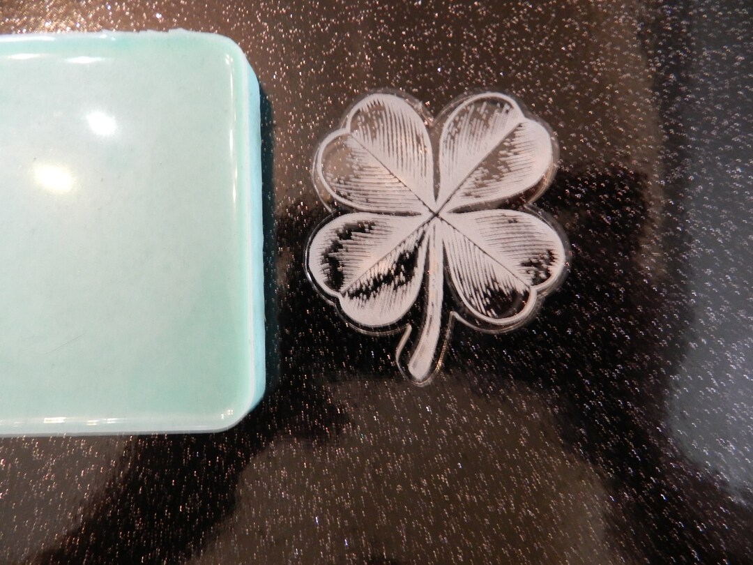 2 Etched Realistic Four Leaf Clover Silicone Mold for Resin and Epoxy ...