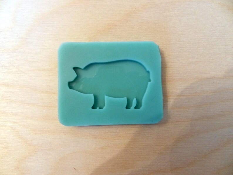 Pig Silicone Mold for Resin and Epoxy. Sized for Use on Badge - Etsy