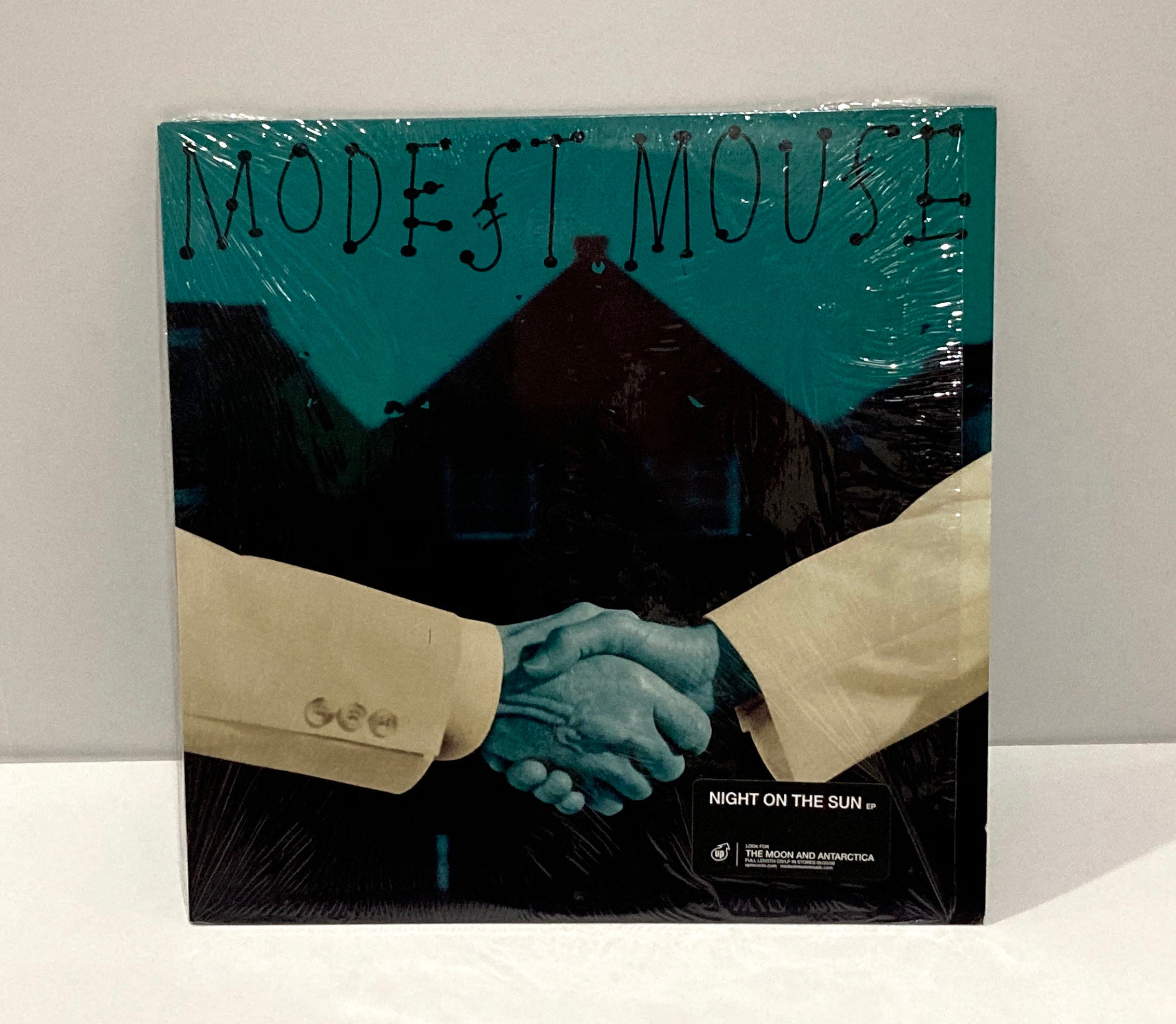 Modest Mouse Night On The Sun