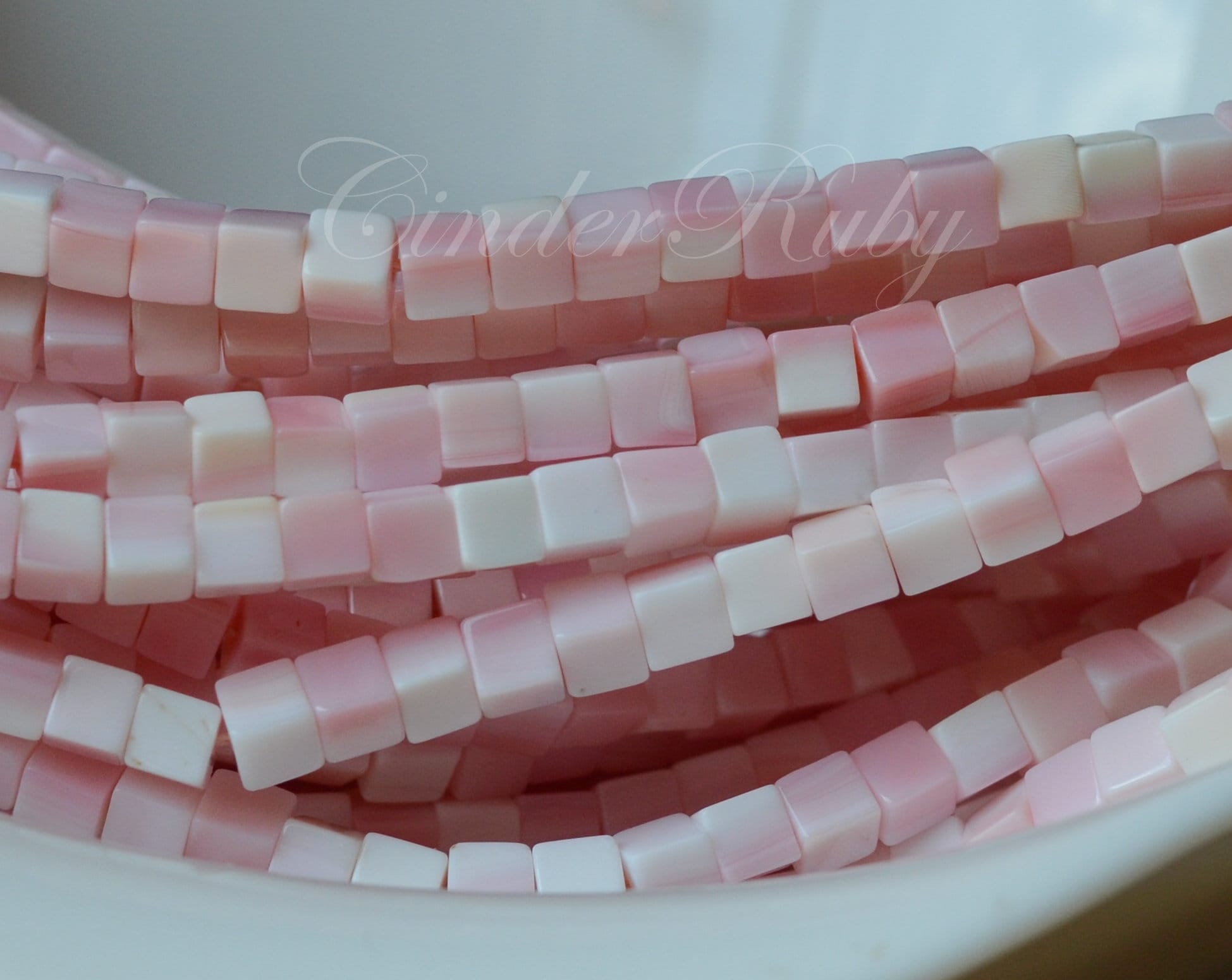 4 Mm Pink Conch Shell Cube Beads - Etsy
