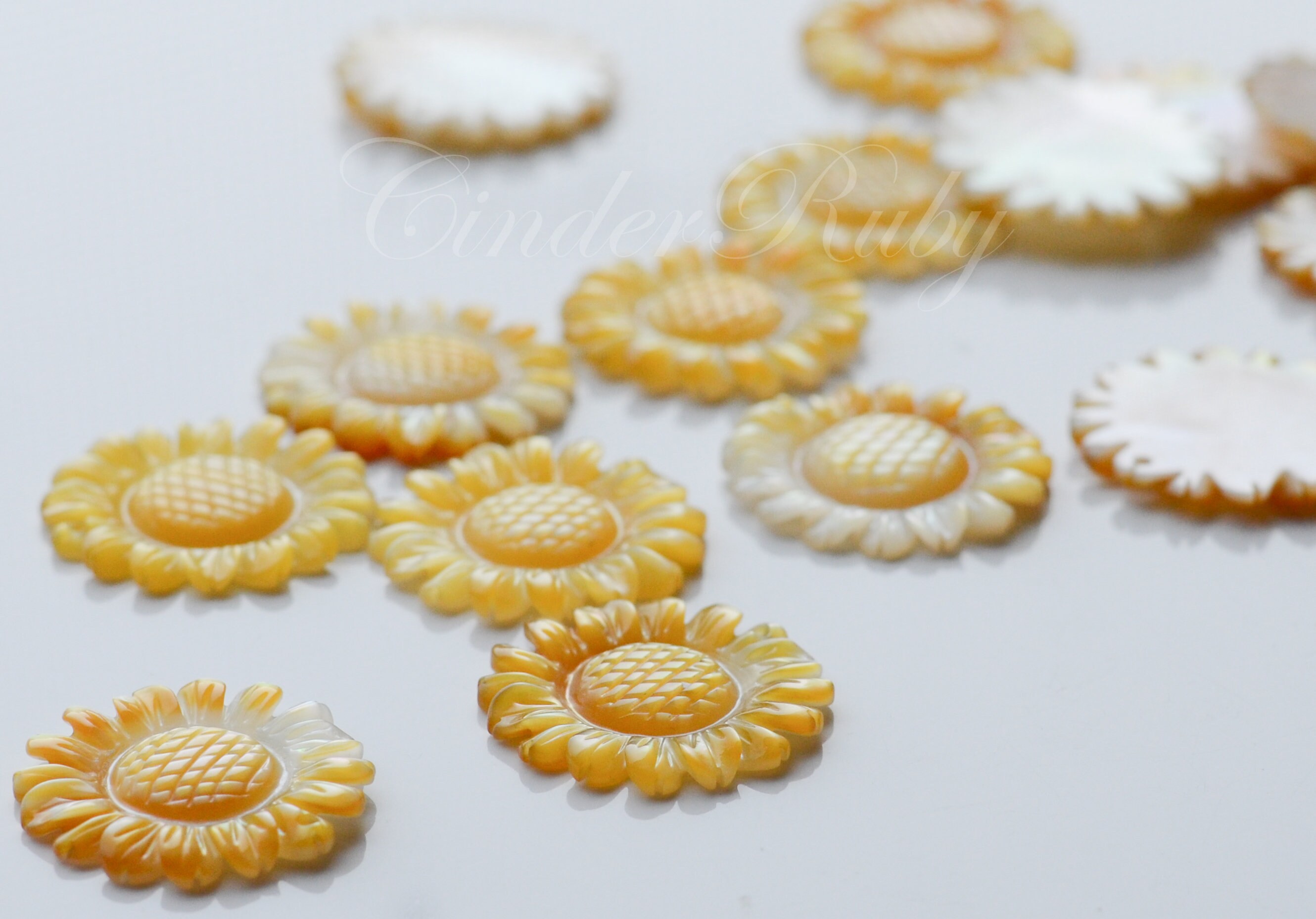 Exquisite Natural Golden Shell Sun Flowers,24 Mm Hand Carved Yellow ...