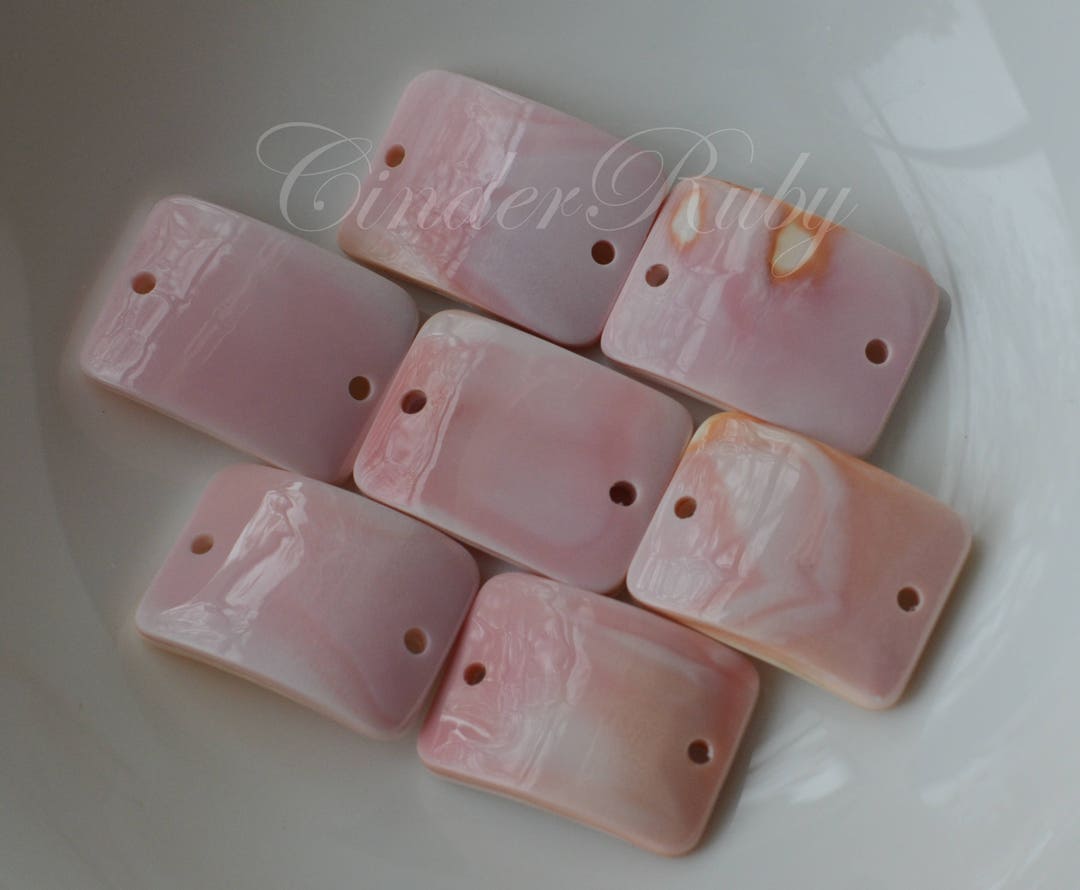 Pink Conch Rectangle Connectors With 2 Mm Holes, 18*25 Mm Curved ...