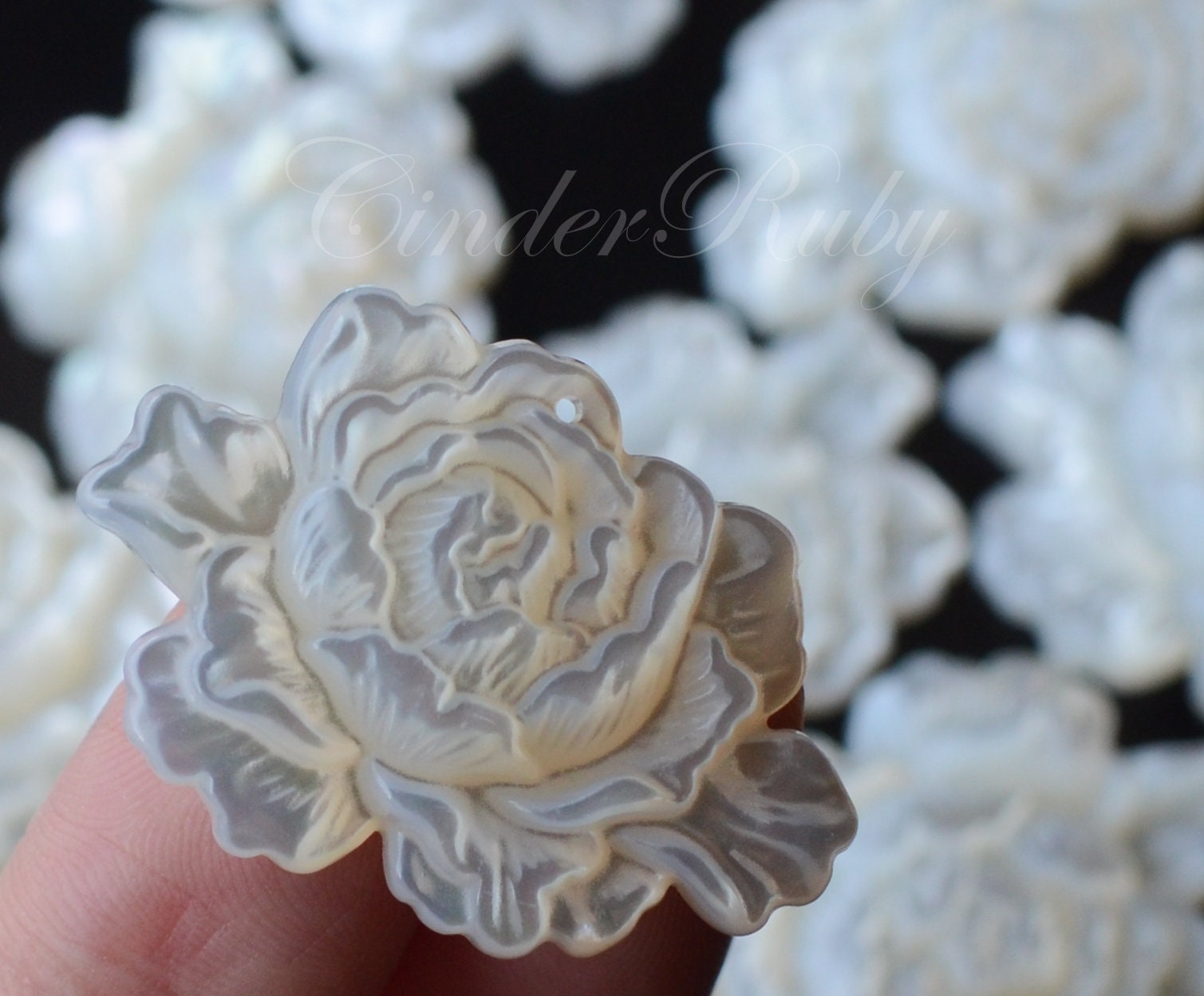 Natural MOP Peony Flower, White Shell Peony Pendant Bead,23x33mm White ...
