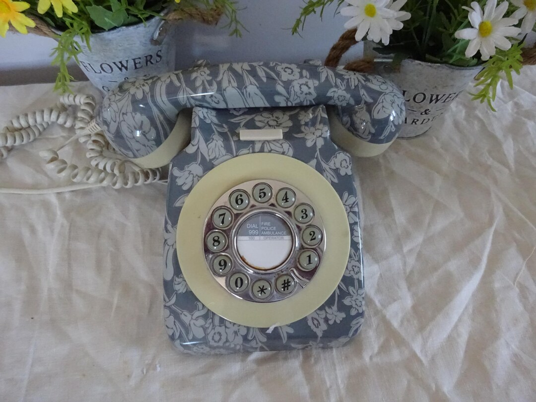 Vintage Retro Push Button Telephone in Wonderful Condition Floral ...