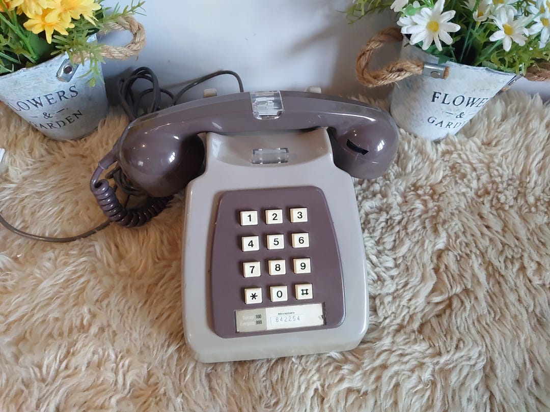 Vintage British Telecom Two Tone Telephone Flashing Receiver & Volume ...