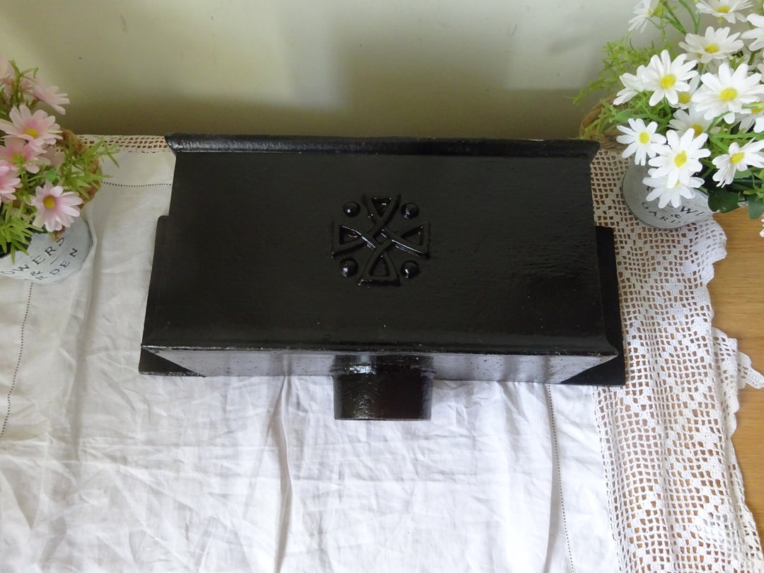 Vintage Cast Iron Rain Water Hopper in Fantastic Condition Guttering ...