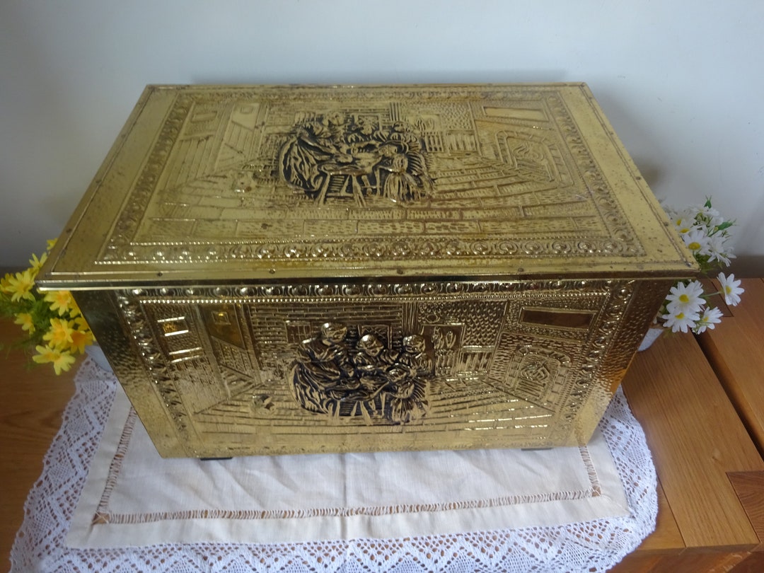Large Vintage Brass Coal Box / Log Box Polished Brass Lovely Condition ...