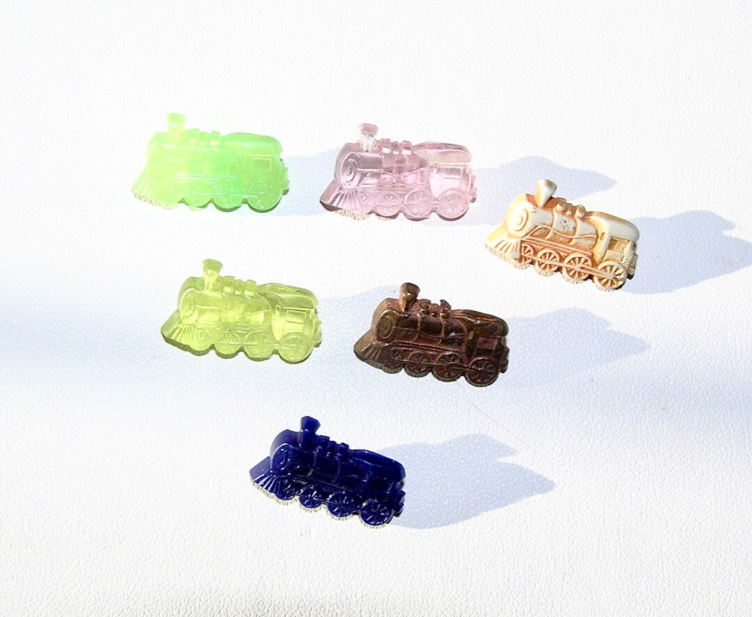 Lot of 6 Plastic Buttons: Figurals/goofies Complete Set of 1940s Era ...