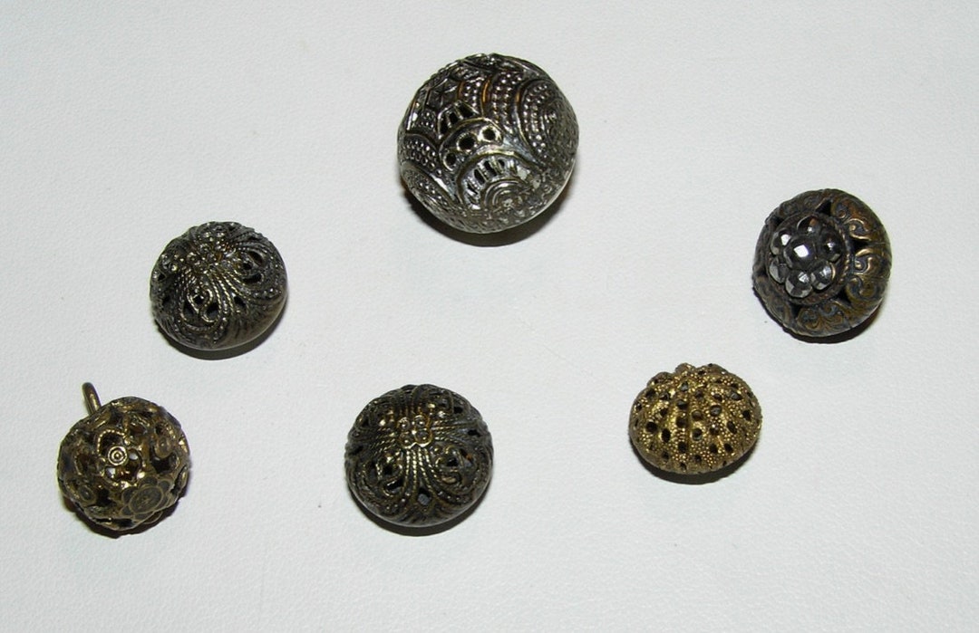 Lote de 6: Botones de metal antiguo de la era victoriana Jaulas de ...