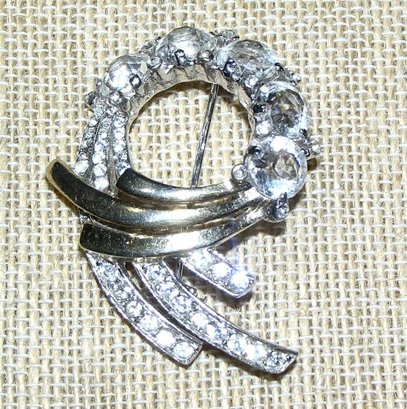 Rare! REJA Signed Vintage Brooch - Dramatic Swirl wi… - Gem