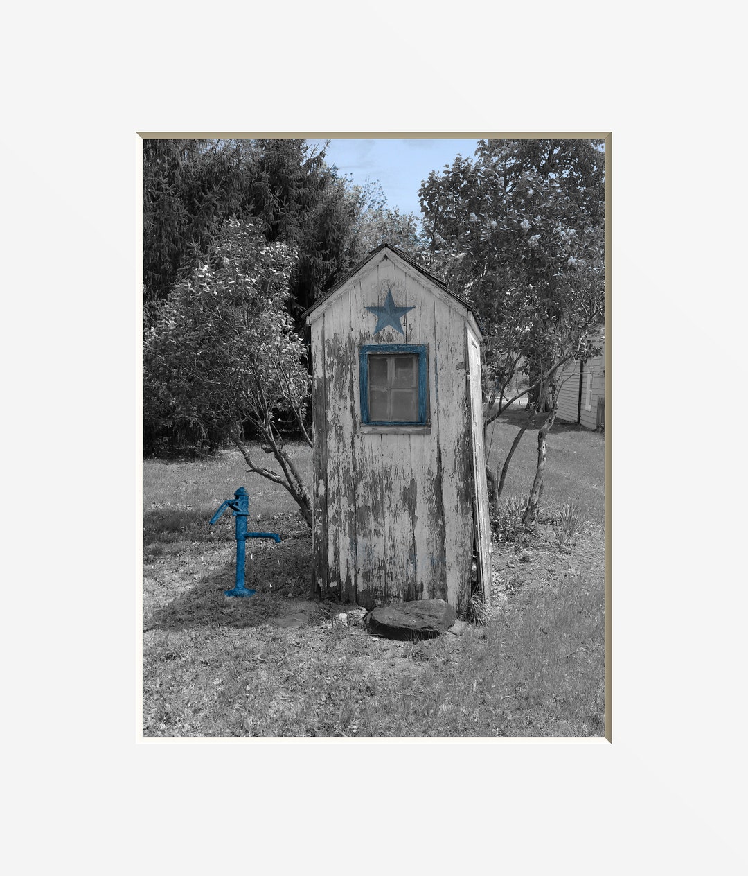 Vintage Outhouse Photography: Blue Star Bathroom Wall Art (matted) - Etsy