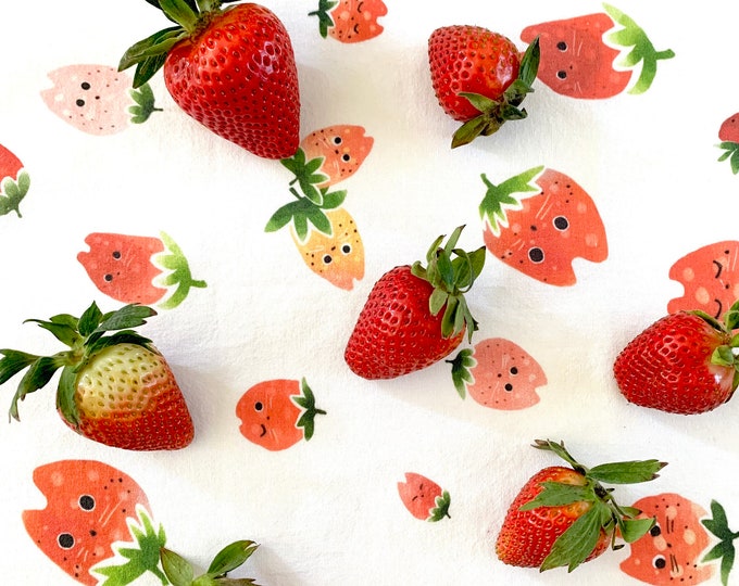 Strawberry Cat Tea Towel Kitchen Decor Funny Housewarming - Etsy