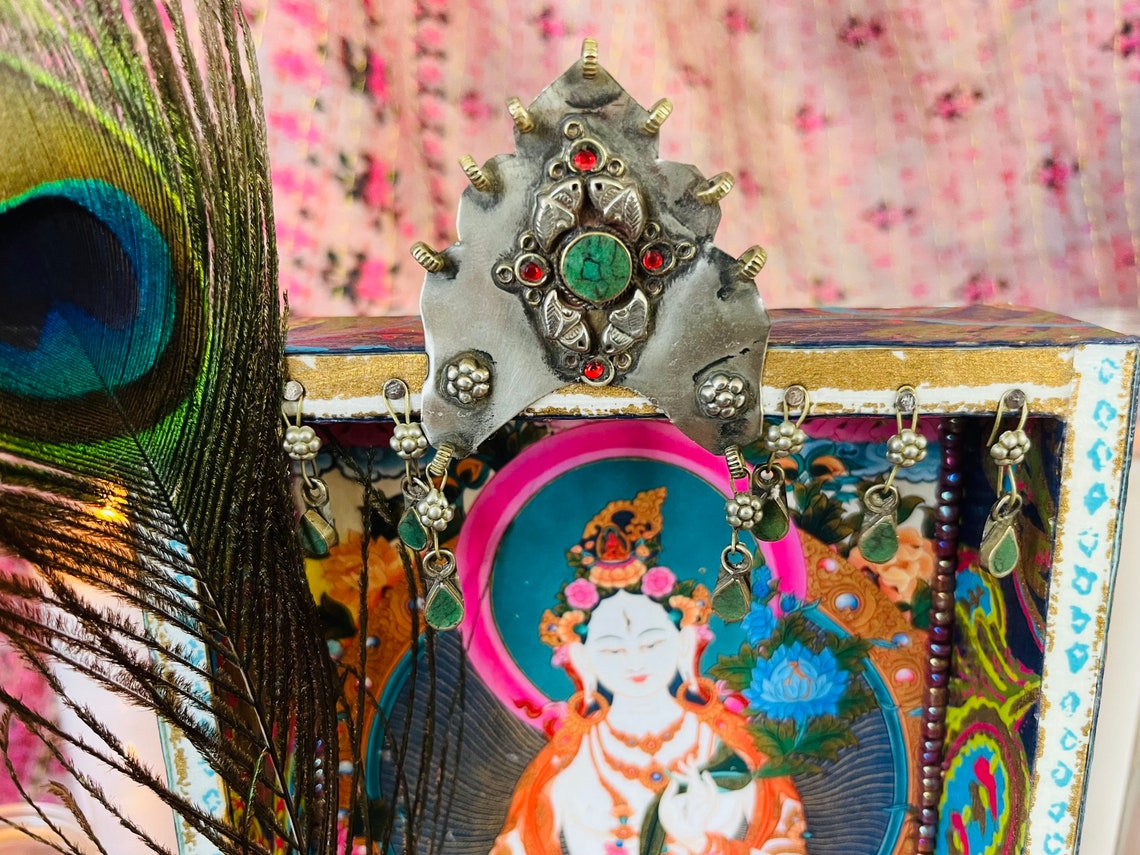 Small Handmade Box Altar Featuring Tibetan Goddess White Tara - Etsy