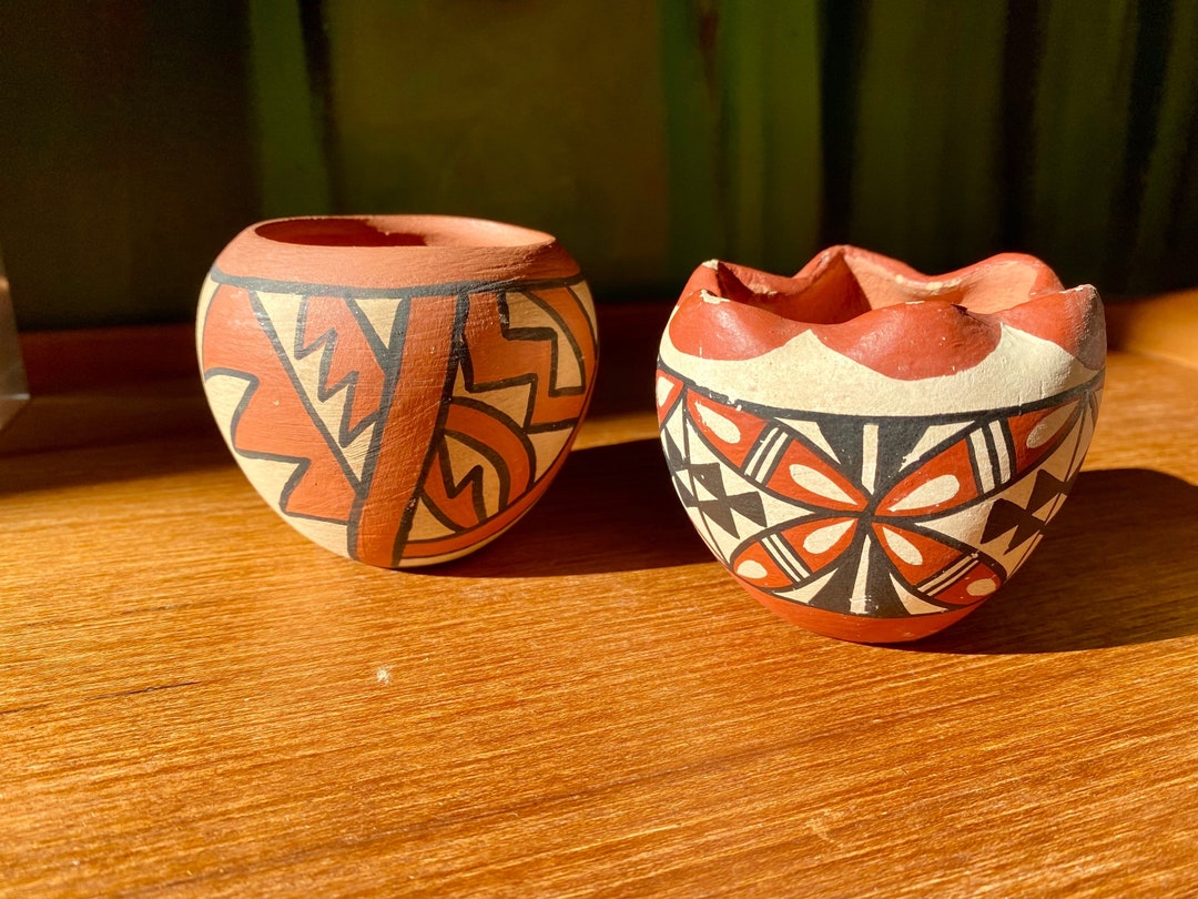 Jemez Pueblo Pottery Pair of Pots - Vintage Pots From Jemez Pueblo New ...