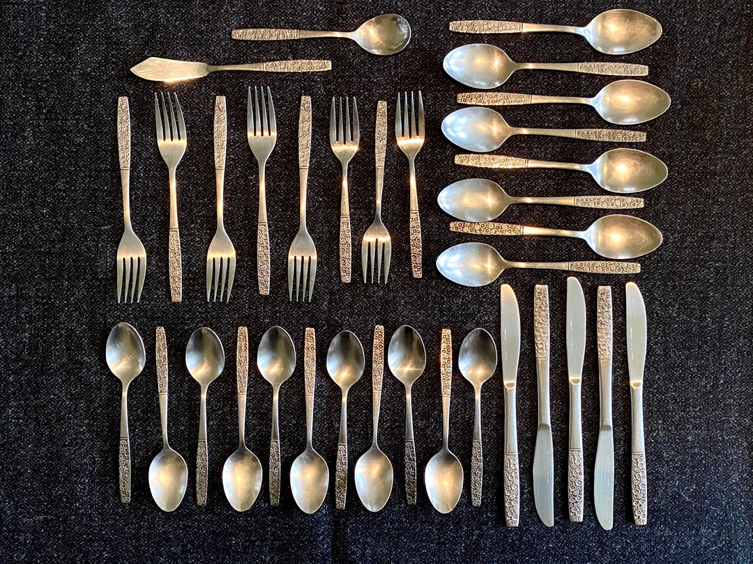 Rogers Fragrant Rose - Stainless Flatware 34 Assorted Pieces Discontinued Pattern - Etsy