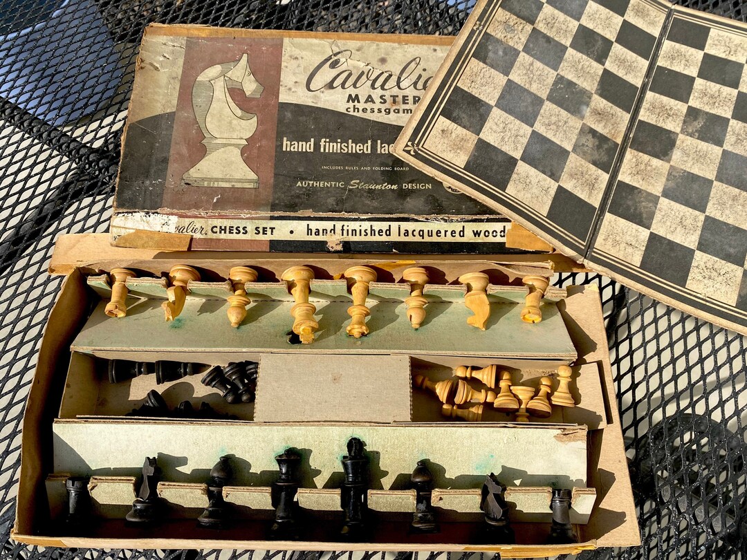 Cavalier Master Chess Pieces - Vintage 1950's Hand Finished Lacquered ...