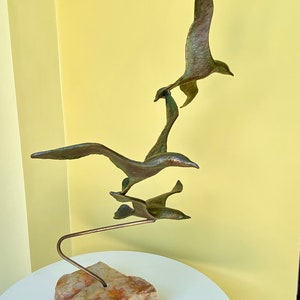 Birds in Flight Sculpture - Vintage Mid Century Cast Bronze Birds in ...