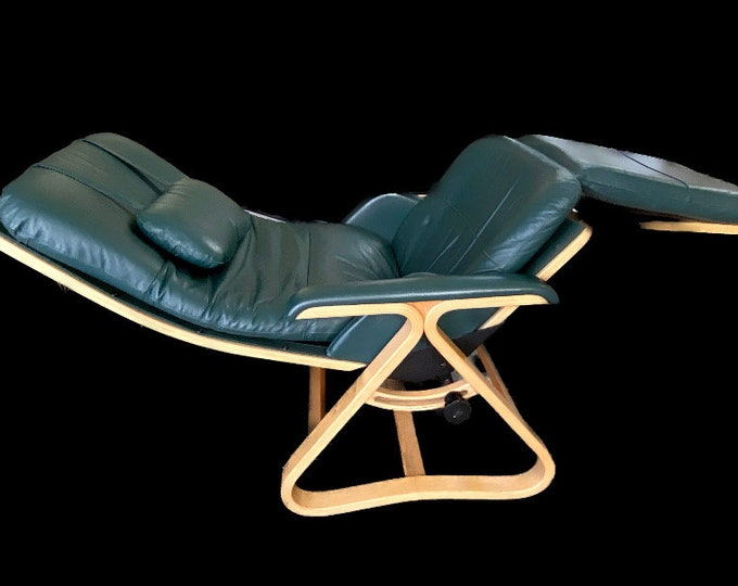 Nepsco Backsaver Bentwood Frame Reclining Chair With Green Leather Upholstery - Etsy