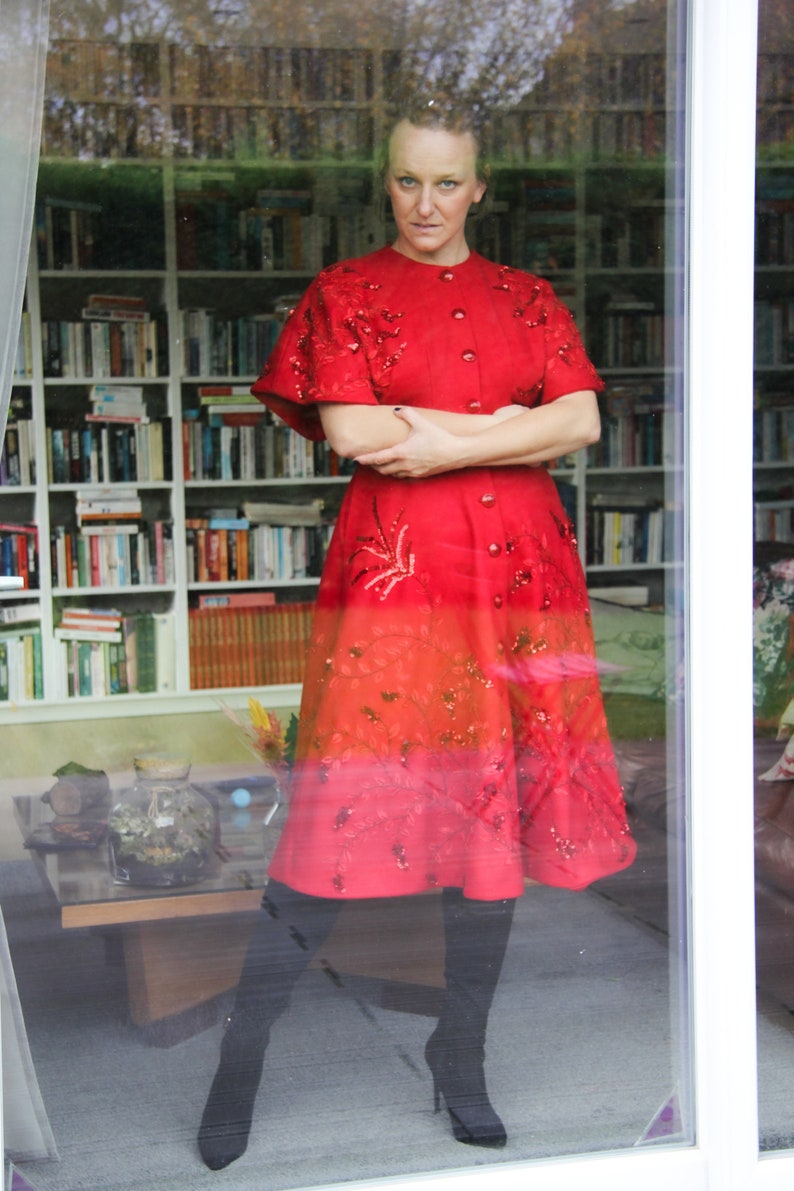 PRET A ENVOYER Manteau rouge femme brodé à la main vetement | Etsy