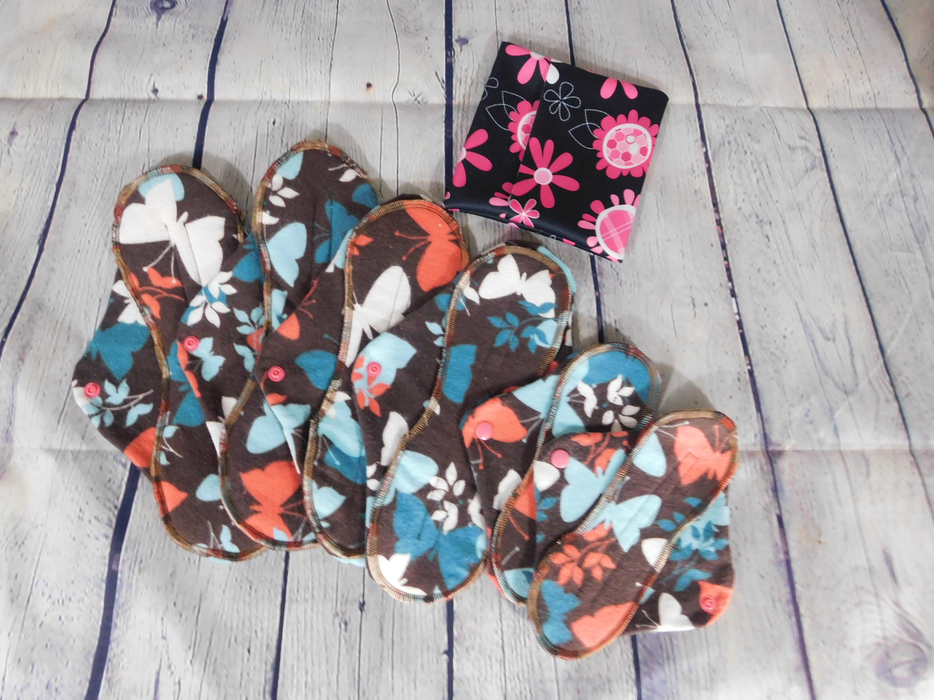 Six Reusable Slightly Imperfect 2 Maxi, 2 Regular and 2 Mini, Lady Pads ...