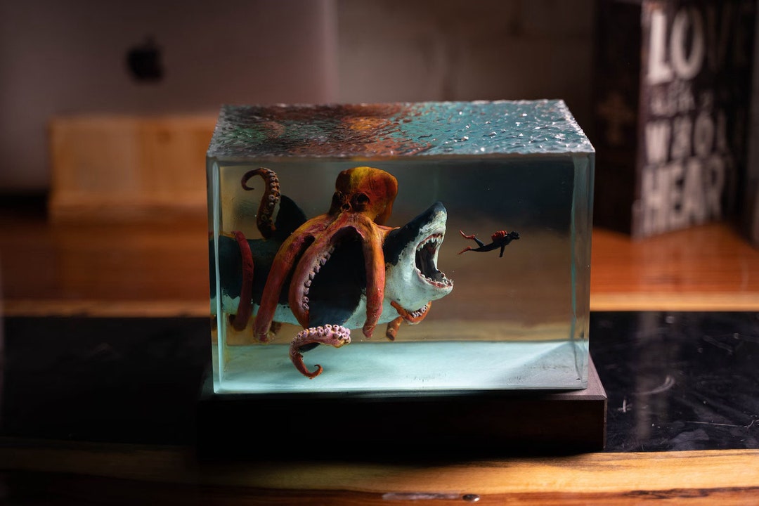 The Meg 2 Giant Octopus Resin Lamp, Octopus Lamp, the Meg Lamp, Diorama ...