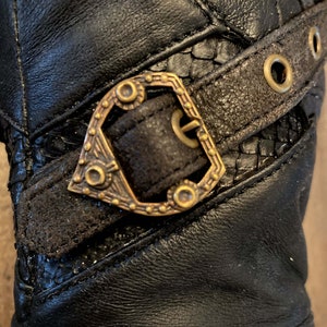 Cloudbreaker Fingerless Leather Gloves- Unisex | Python | Handmade ...