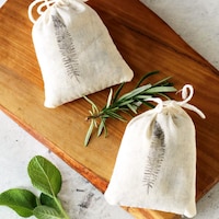 Lavender Sachet Gift Set: Essential Oil Infused, Cotton Case - Etsy UK