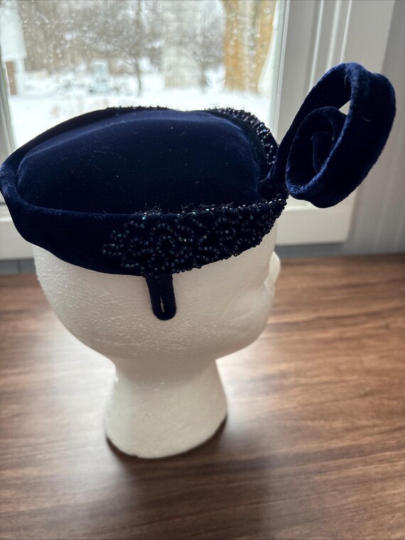 Vintage 1920’s-1940’s Blue Velvet Hat - Gem