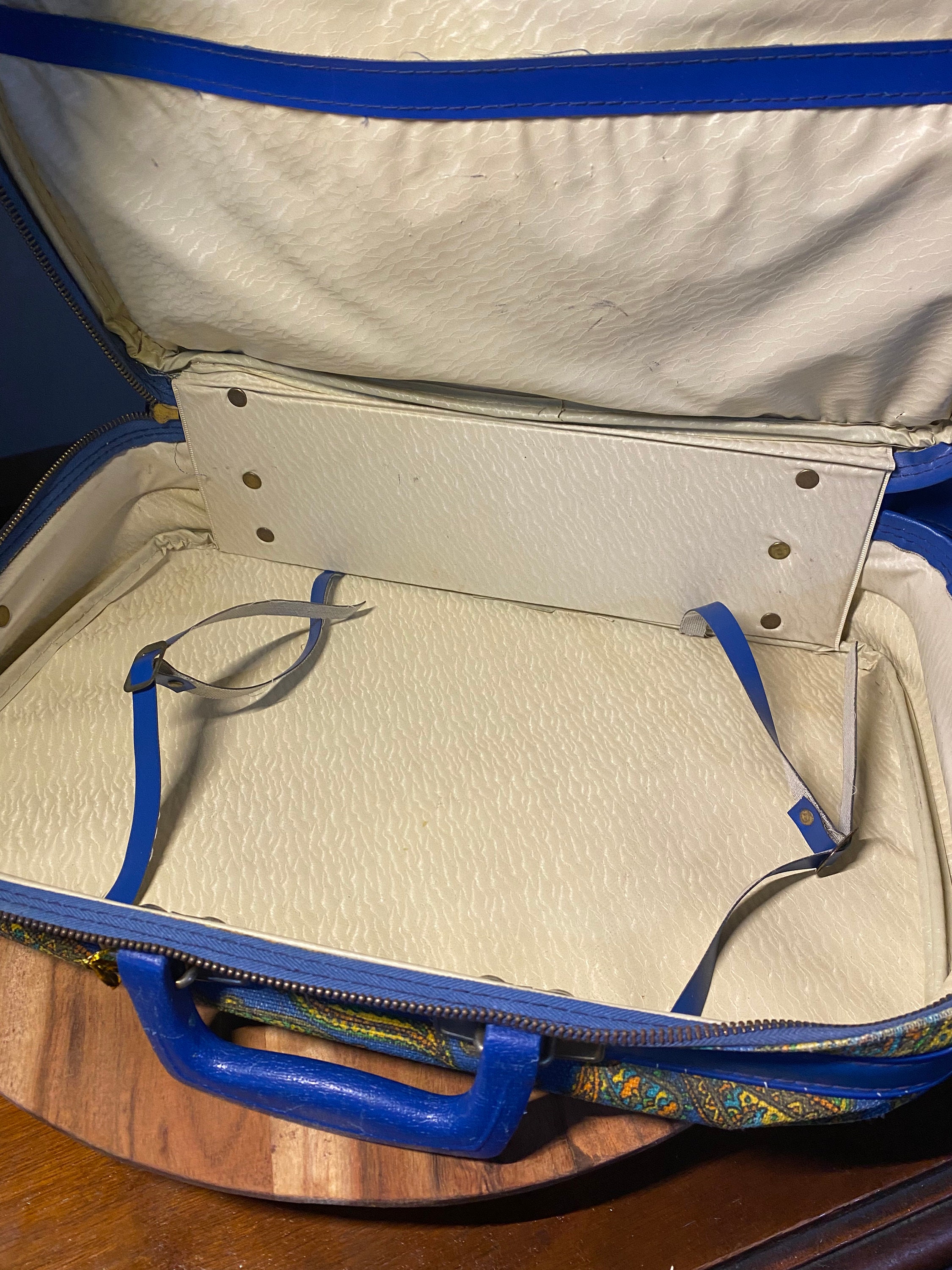 Vintage Bantam MCM Paisley Mini Suitcase With Key - Etsy