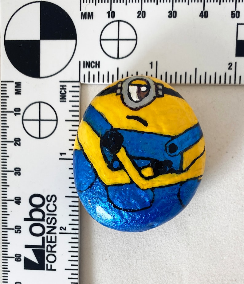 Painted Rocks, Pebble Pets Cartoon, Minions, Stuart, Overalls, Goggles ...